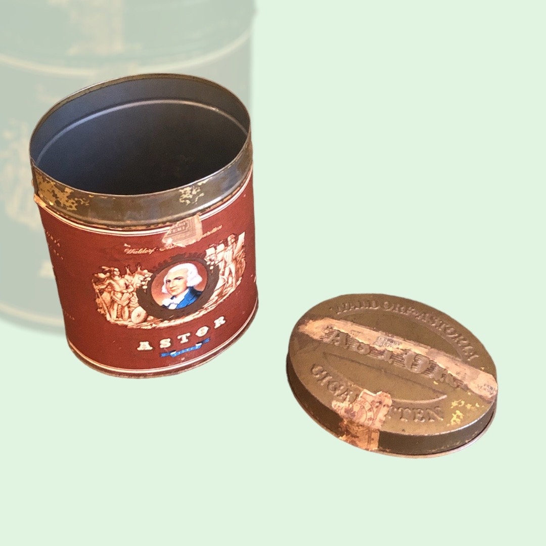 Vintage Astor Waldorf-astoria Cigarette Box - Etsy