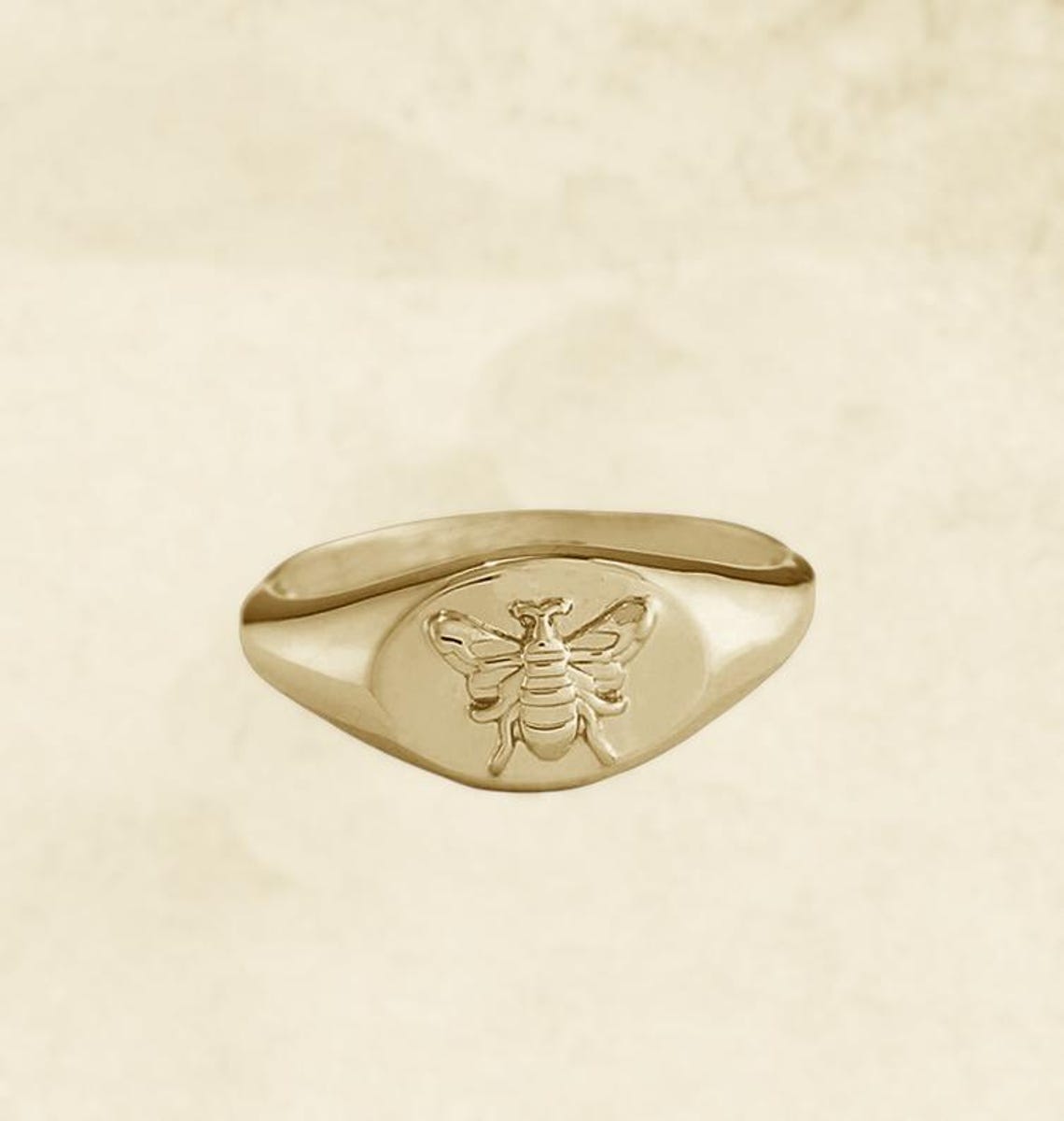 Honey Bee Signet Ring | Bee Ring | Dainty Minimalist Ring, Honey Ring ...