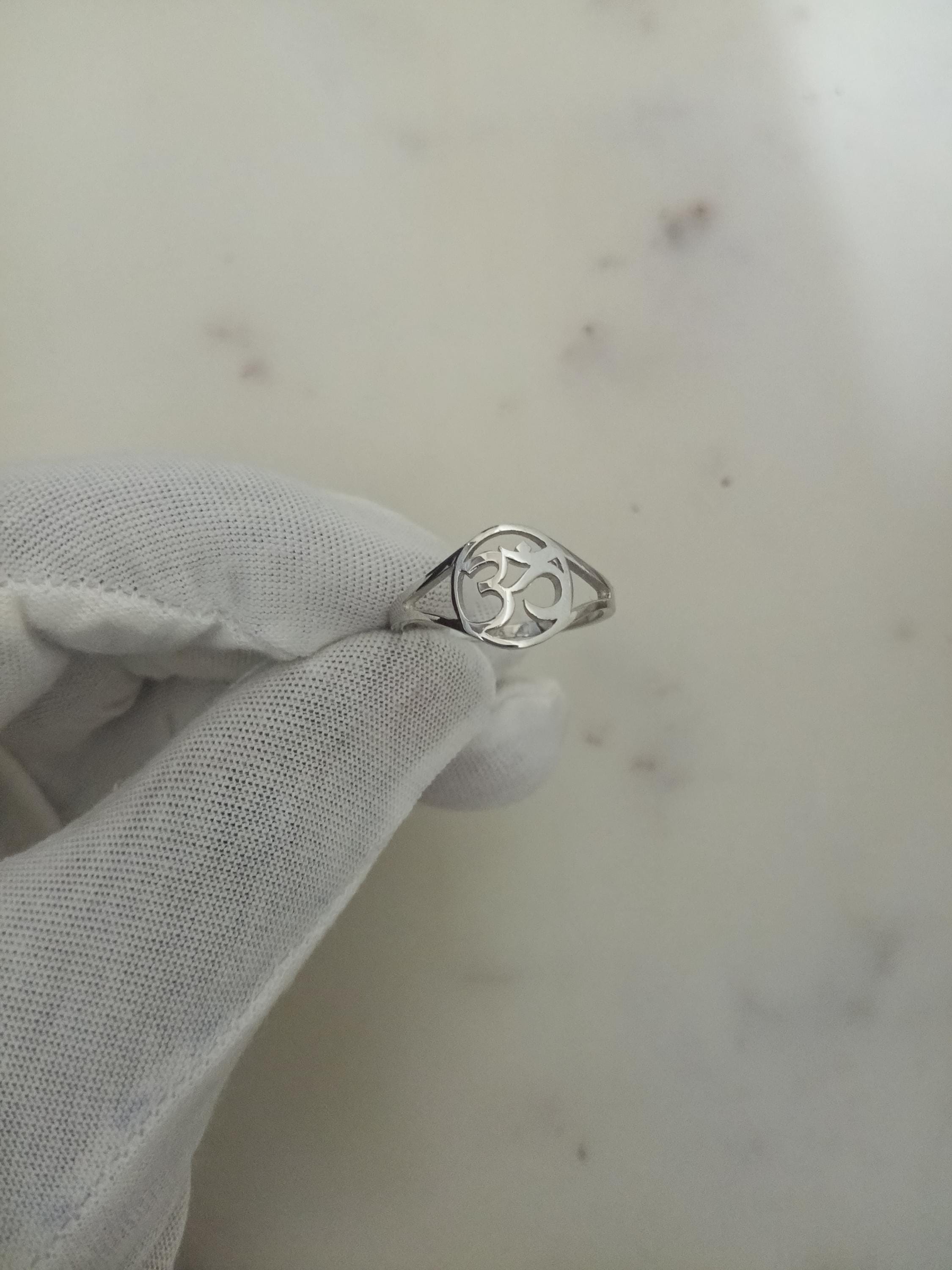 OM Ring ,yoga Symbol Ring, Dainty Ring, Spiritual Ring, Gift for Her ...