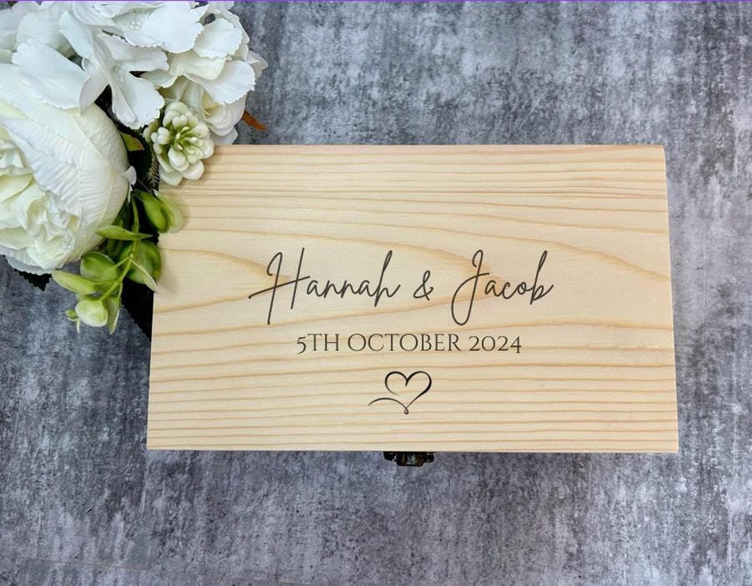 Personalized Wedding Keepsake Box – Custom Engraved Names, Wedding Date ...