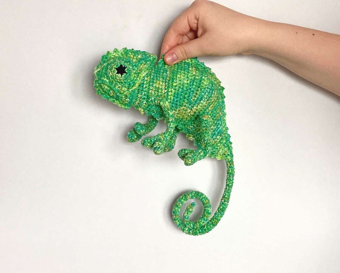 Stuffed Amigurumi Chameleon, Crochet Lizard in Green Color, Reptile ...