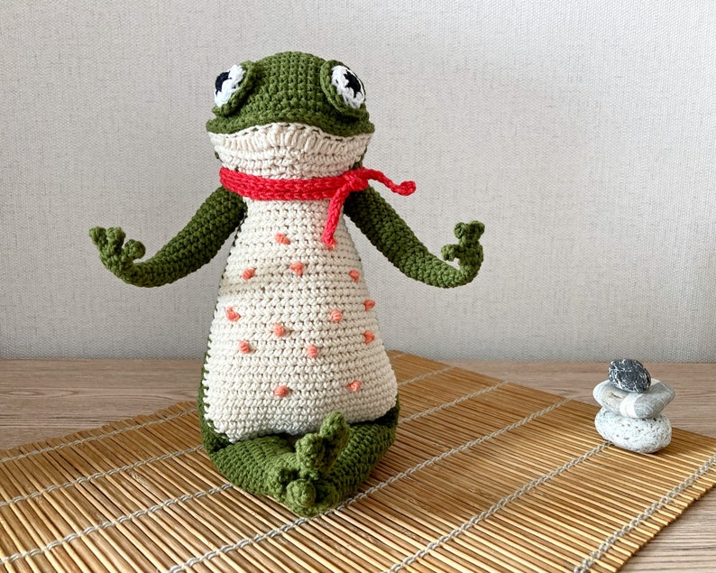 Crochet Frog With Movable Arms and Legs, Frog Doll, Crochet Toad Toy ...