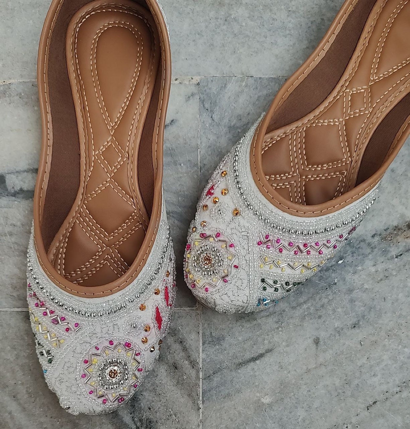 Women Khussa Embroidery Work Jutti, Punjabi Jutti, Punjabi Jutti ...