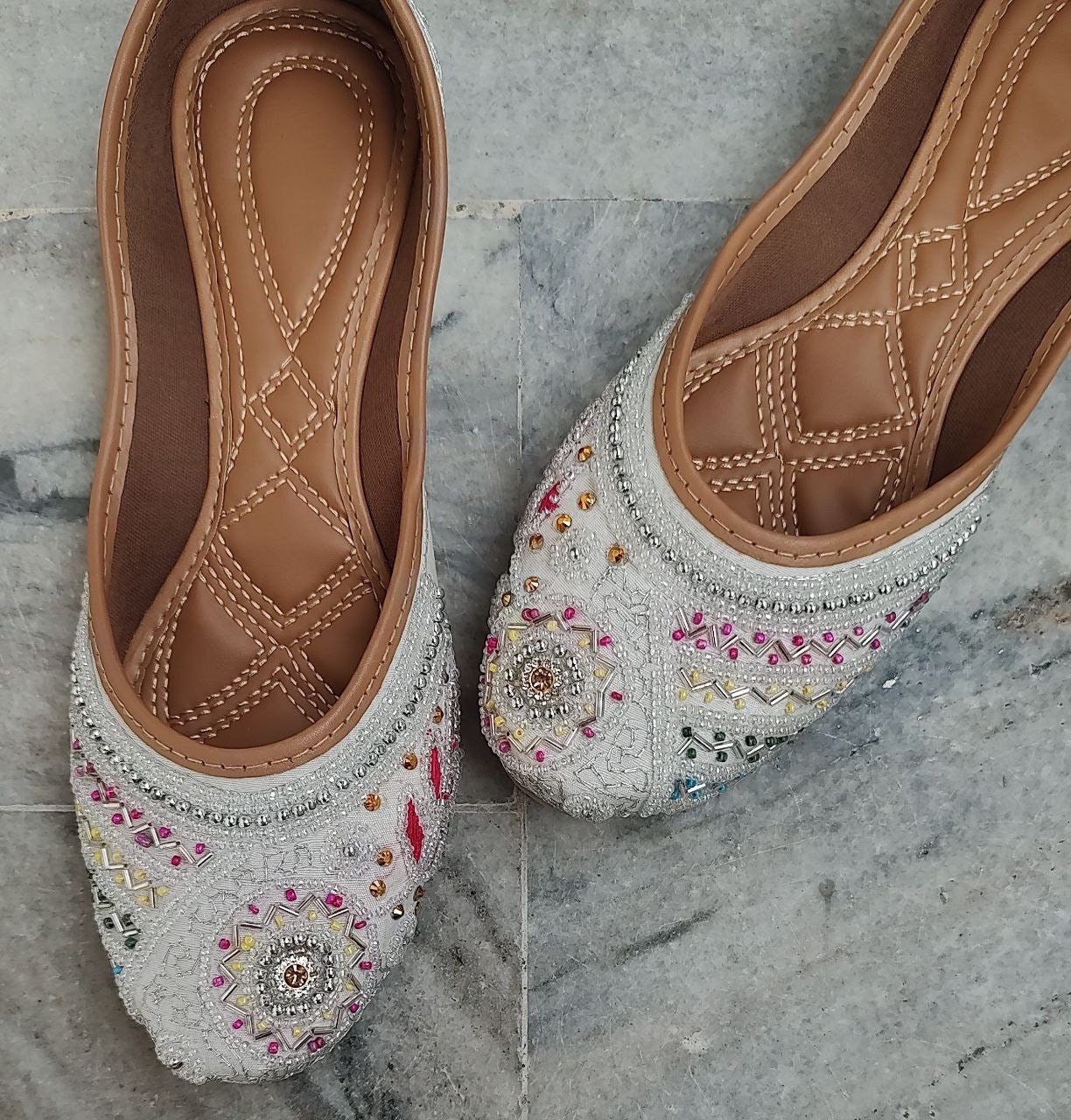 Women Khussa Embroidery Work Jutti, Punjabi Jutti, Punjabi Jutti ...