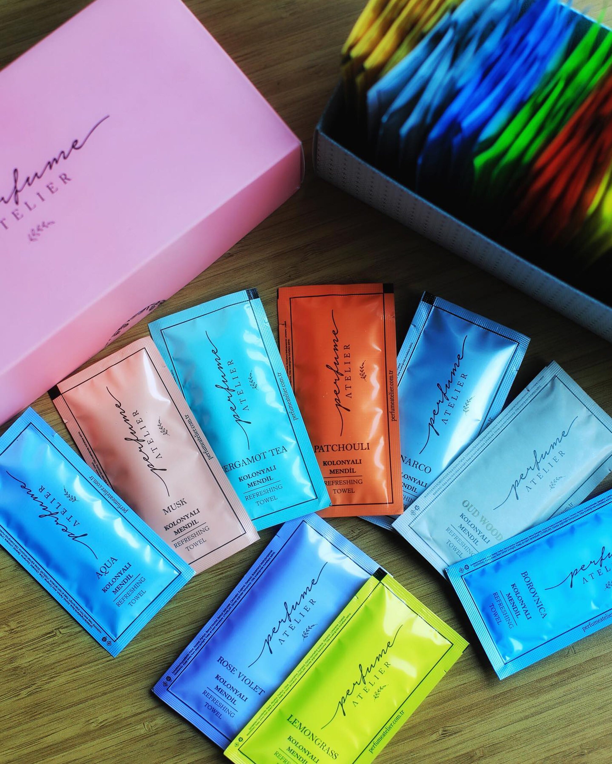 Perfumed Refreshing Towel, Wet Wipes, Hand Wipes, Scented Wipes, Nine ...