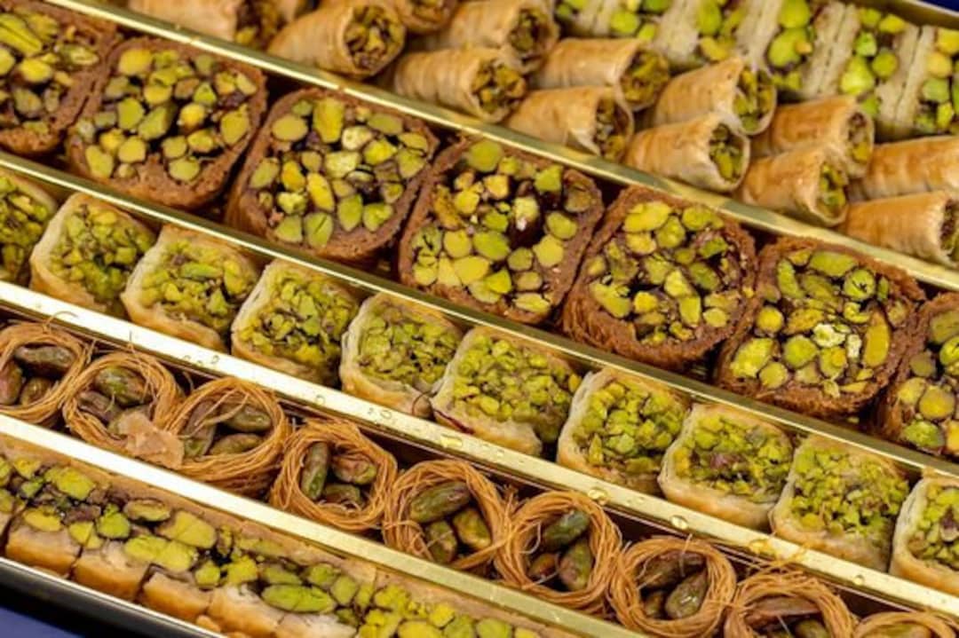 Deliciously Divine: Assorted Turkish Baklava, Pistachio & Walnut Bliss ...
