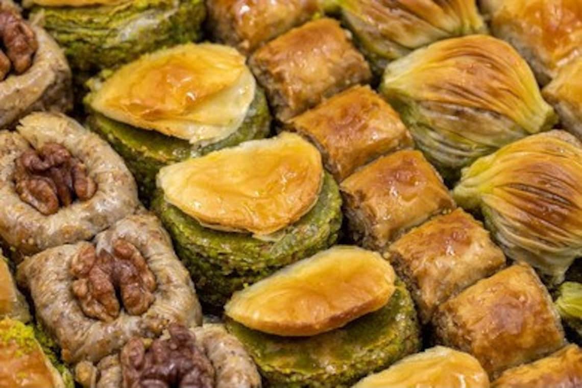 Baklava, Homemade Baklava, Turkish Baklava, Traditional Turkish Dessert ...