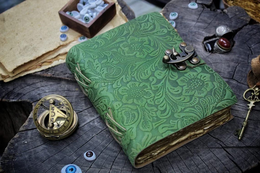 New Beautiful Green Leather Journals, Notebook or Sketchbook Vintage ...