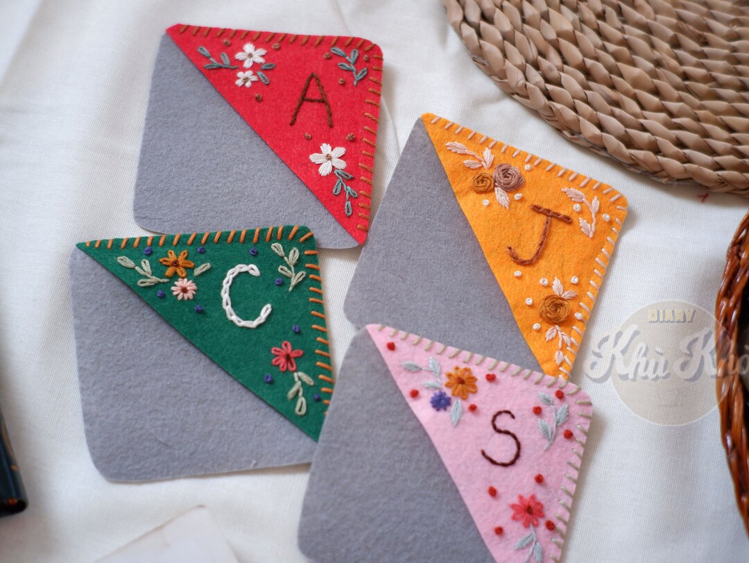 Embroidery Bookmark / Personalized Hand Embroidered Bookmark / Gift for ...