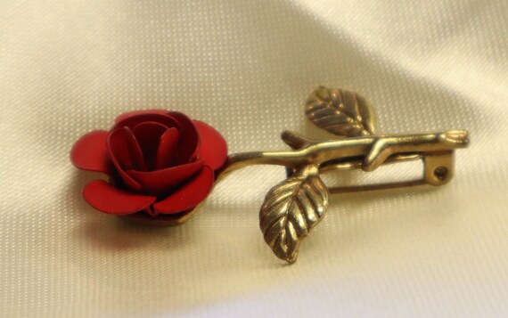 1960s Vintage Red Rose Brooch Pin - Gem