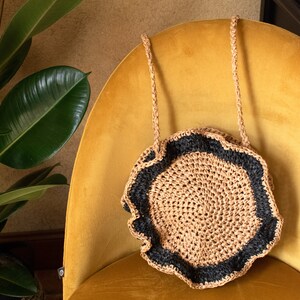 Raffia Summer Round Bag Crochet Pattern, Raffia Smart Casual Bali Bag ...