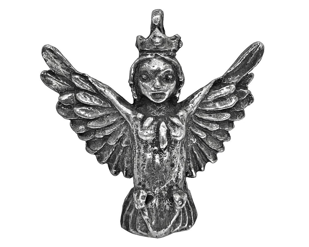 Harpy Queen Pewter Metal Pendant 1 & 3/16 Inch 31 Mm by - Etsy