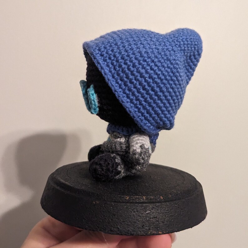 Valorant Omen - Crochet Buddy - Etsy