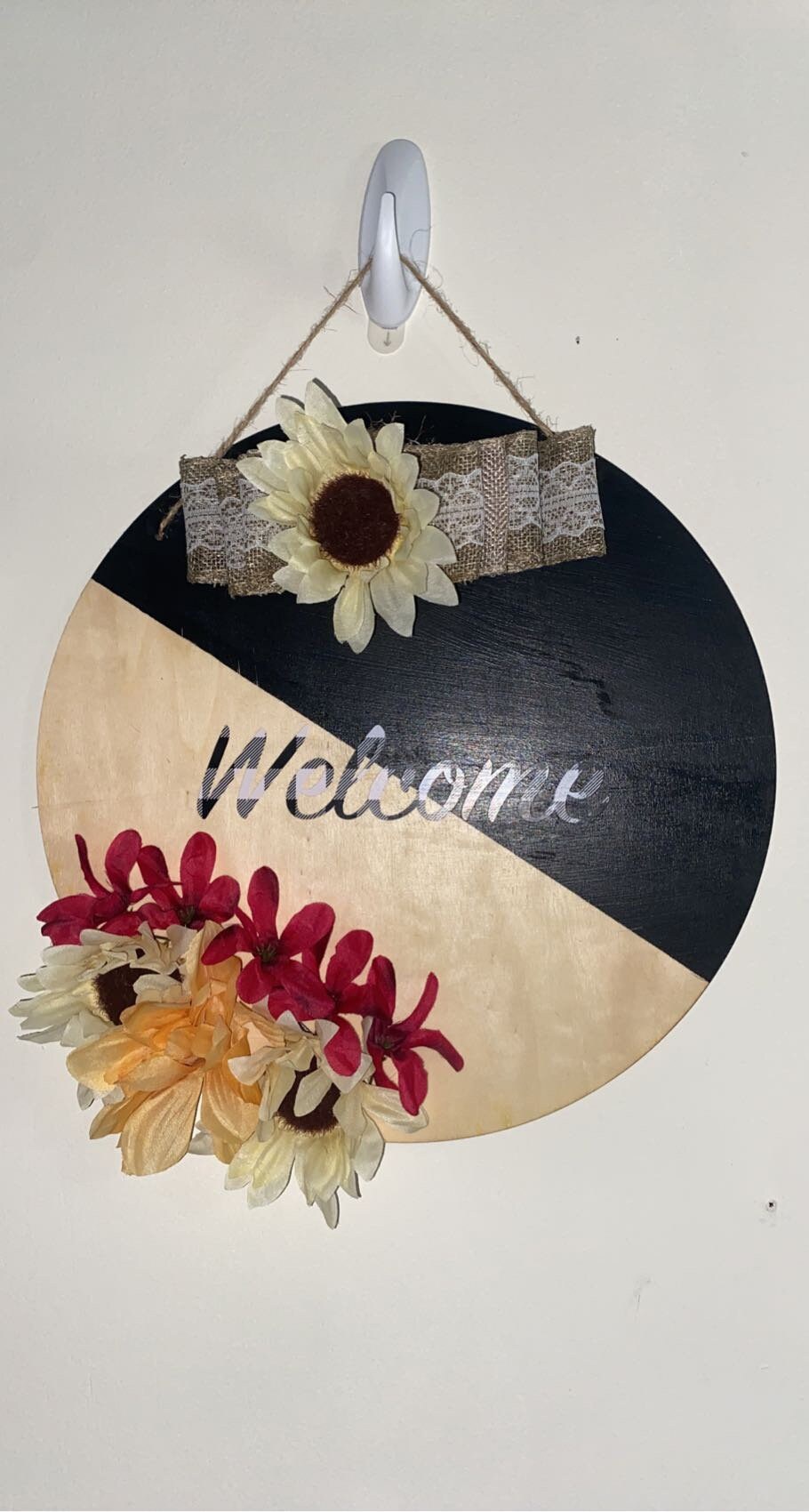 Circle Welcome Signs - Etsy
