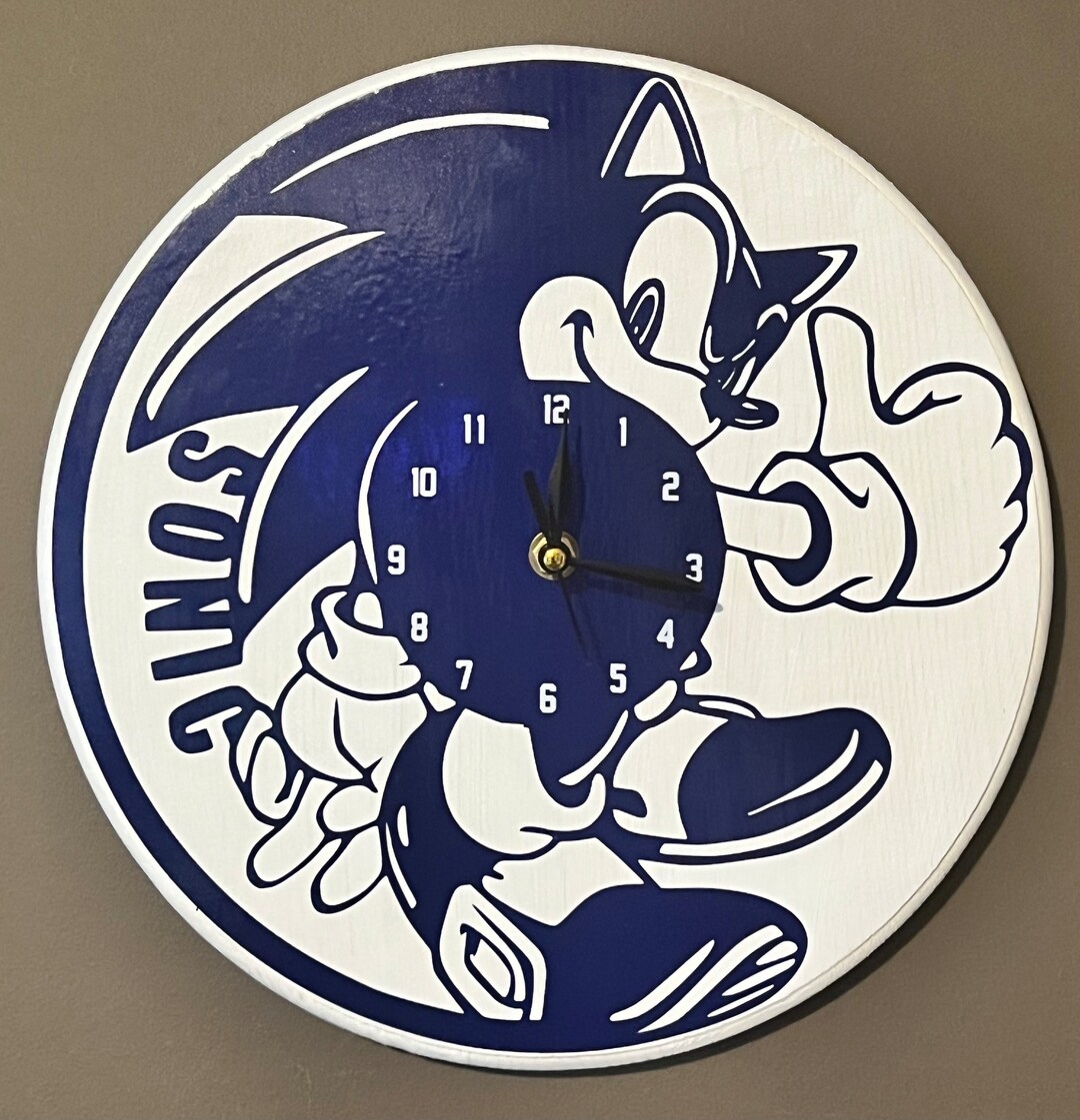 Sonic Hand Made Clocks. Wood and Viynl - Etsy