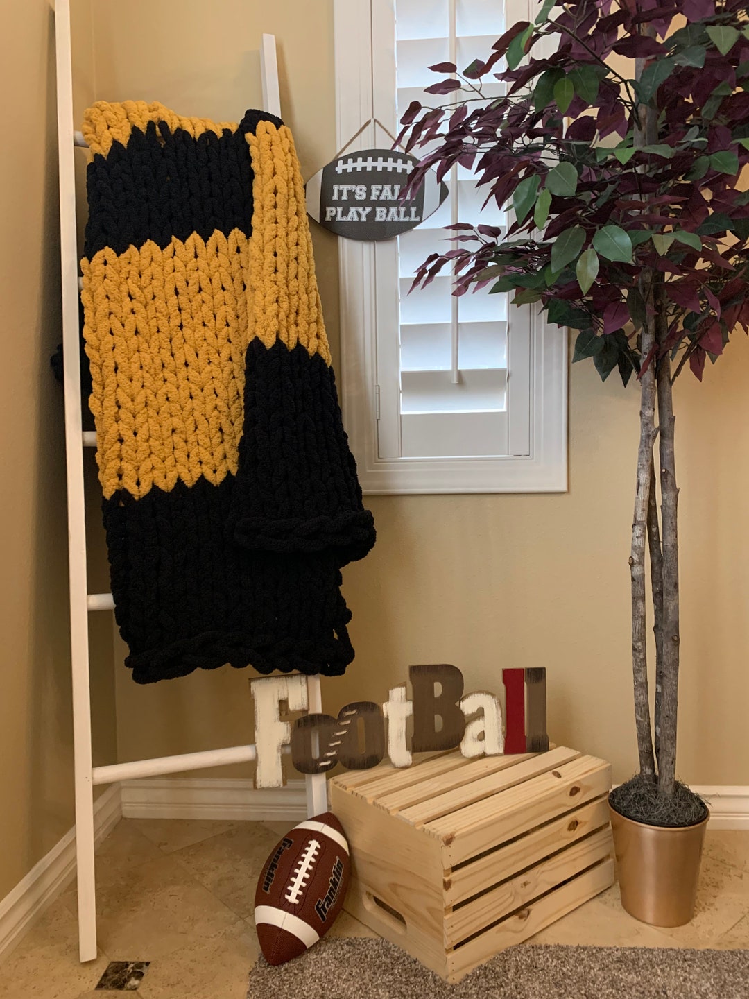 Handmade Chunky Knit Blanket: Large Purdue Colors Throw - Etsy