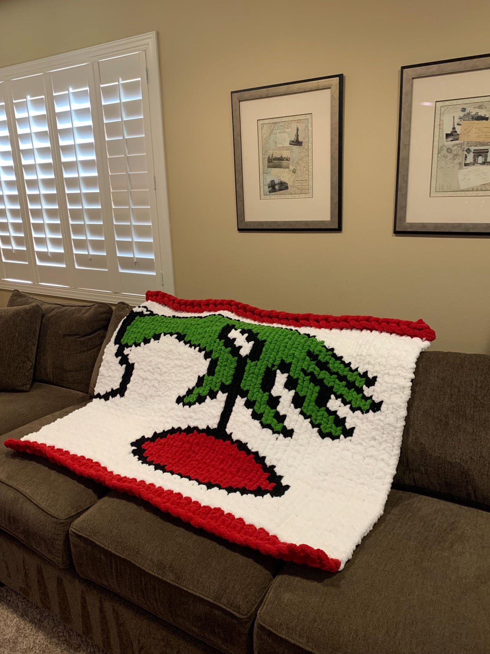Grinch Hand Knit Chunky Throw Blanket - Etsy