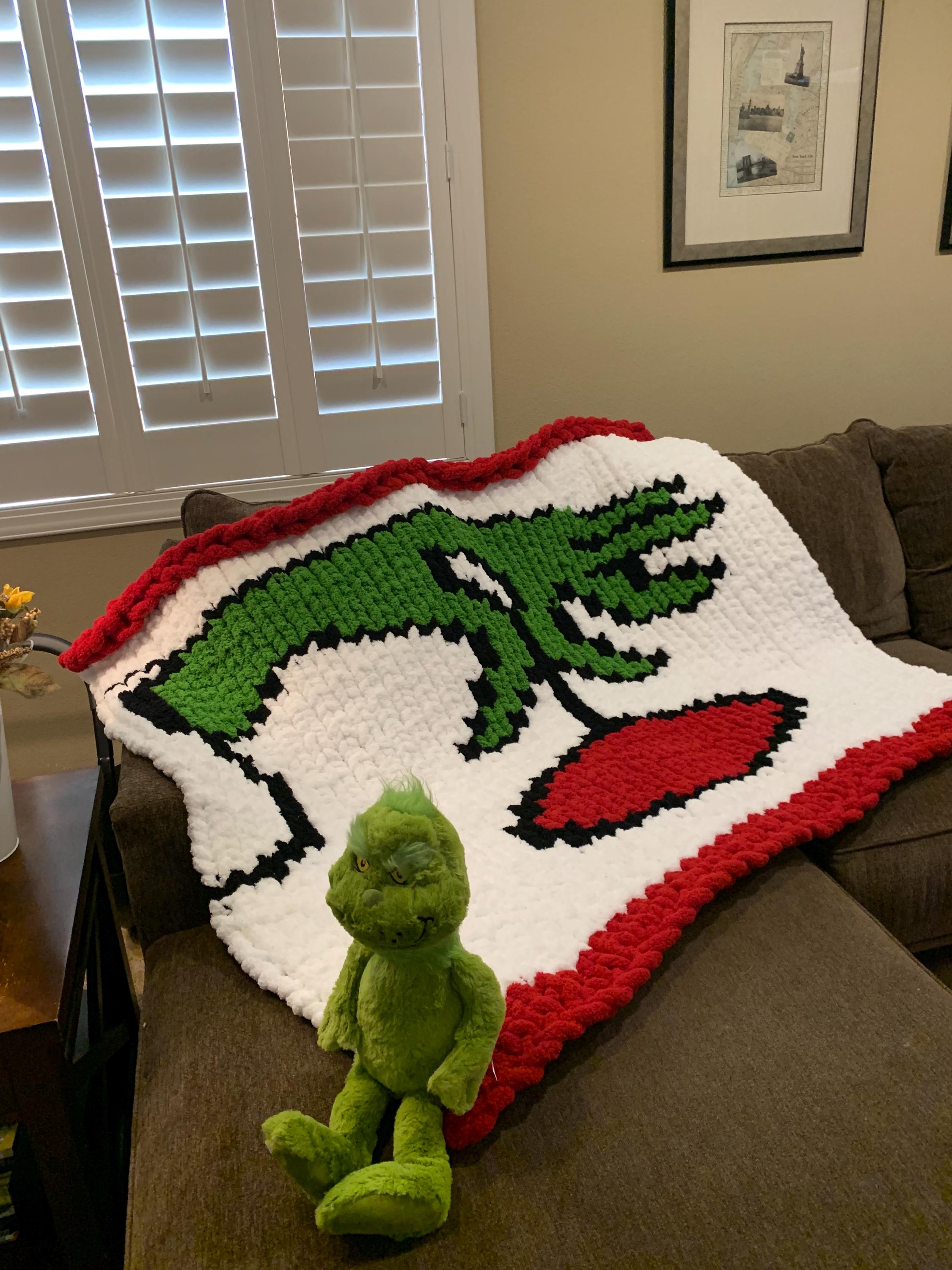 Grinch Hand Knit Chunky Throw Blanket - Etsy