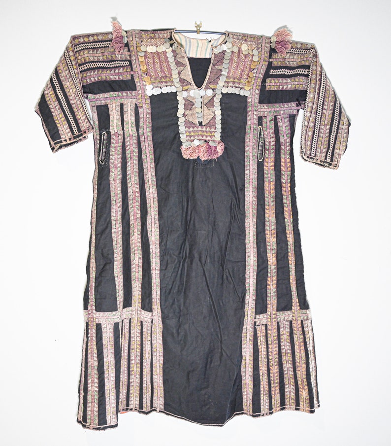Uncertain Antique Traditional Middle Eastern Palestinian Bedouin Thawb ...