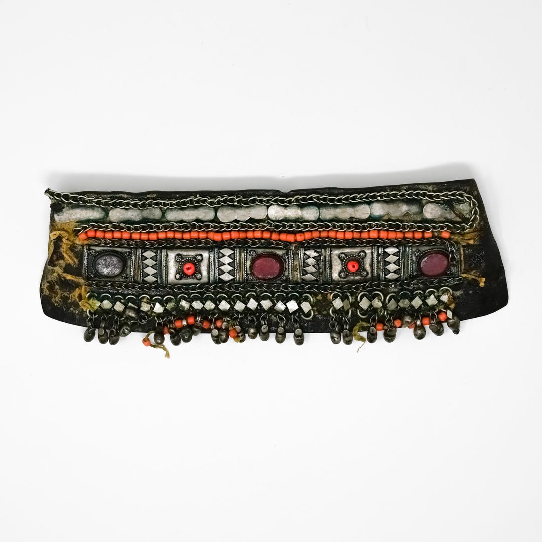 Antique Middle Eastern Saudi Arabian Yemeni Bedouin Low-silver ...