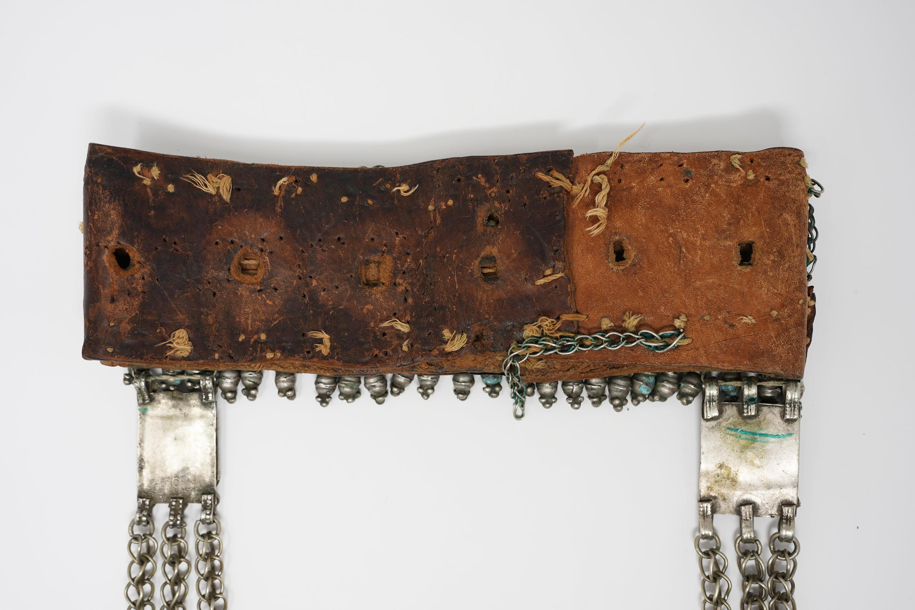 Antique Middle Eastern Saudi Arabian Yemeni Bedouin Low-silver ...