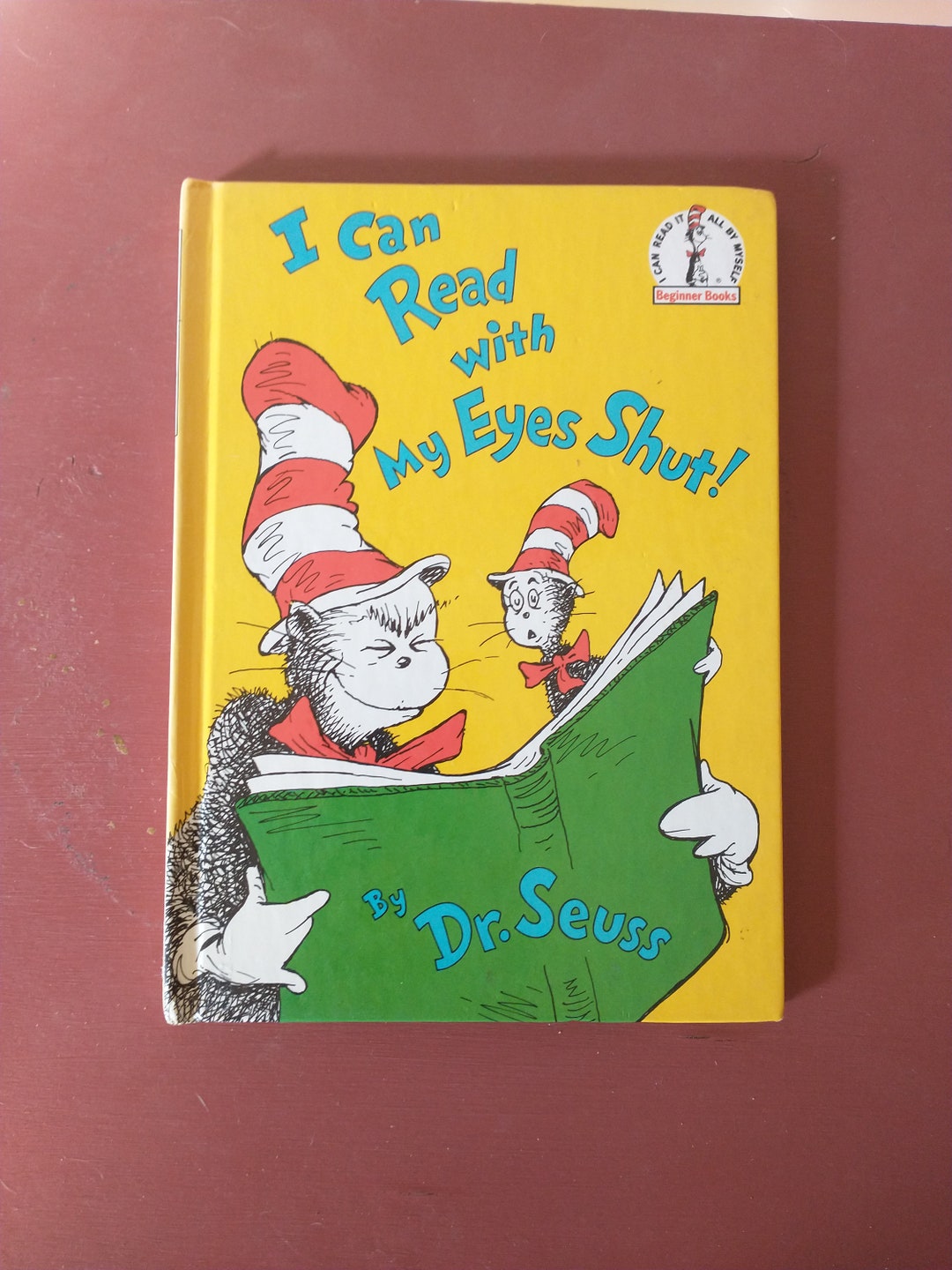 I Can Read With My Eyes Shut! by Dr. Seuss (1978 Hardcover Edition) - Etsy