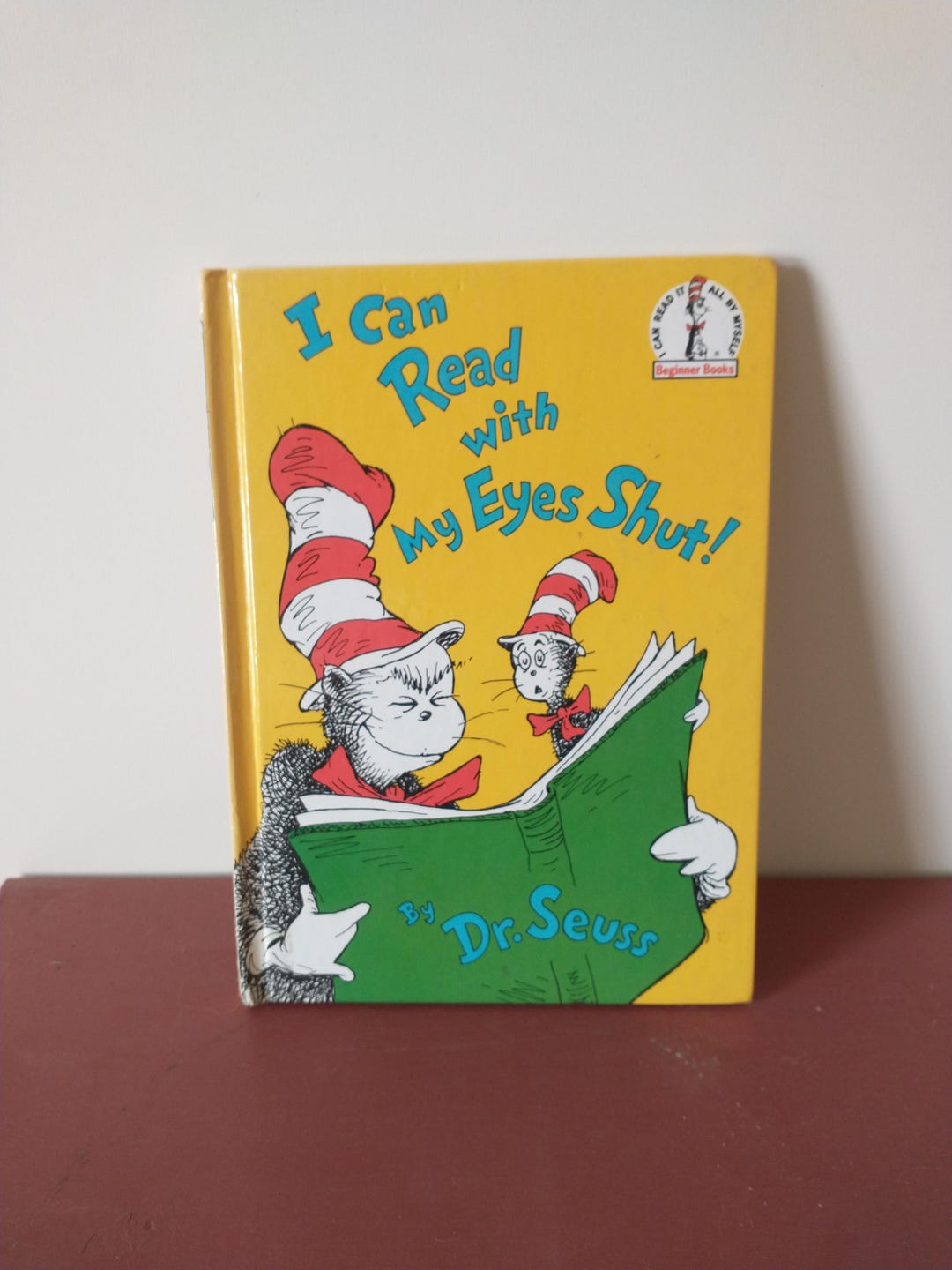 I Can Read With My Eyes Shut! by Dr. Seuss (1978 Hardcover Edition) - Etsy