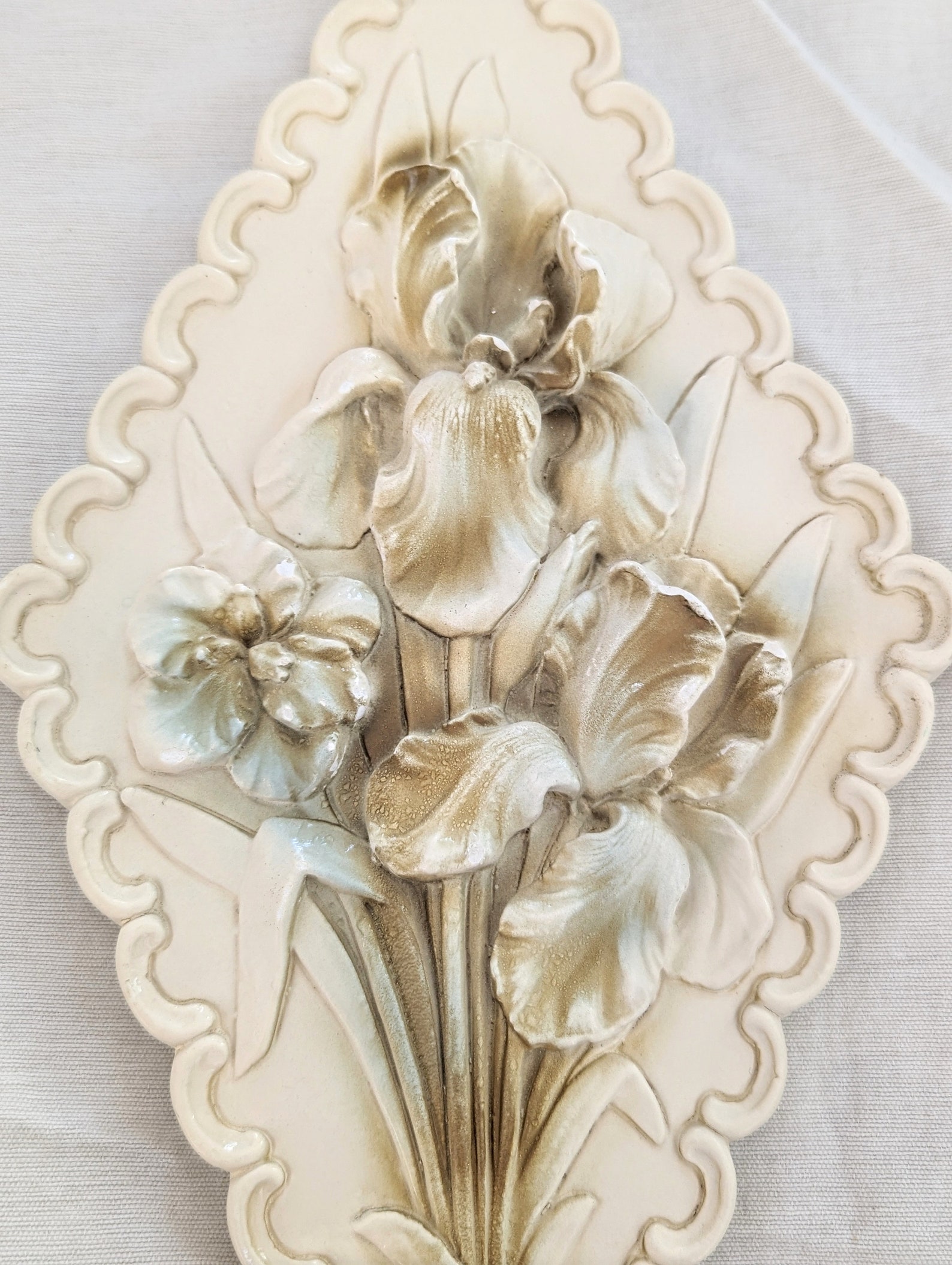 Set of 4 Diamond Chalkware Seasonal Wall Plaques - Etsy