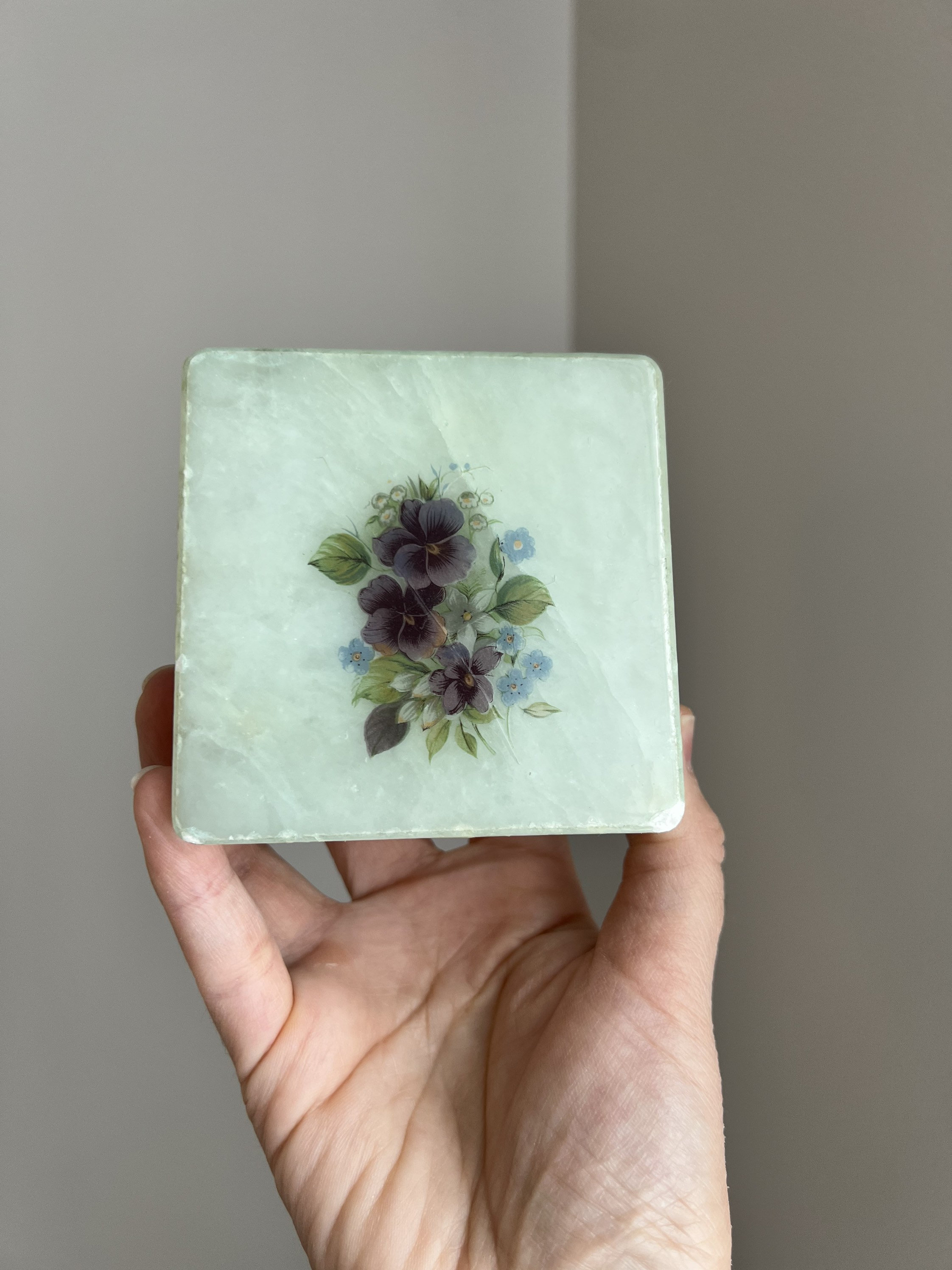 Vintage Italian Mint Alabaster Powder Box Floral Pattern Alabaster Box ...