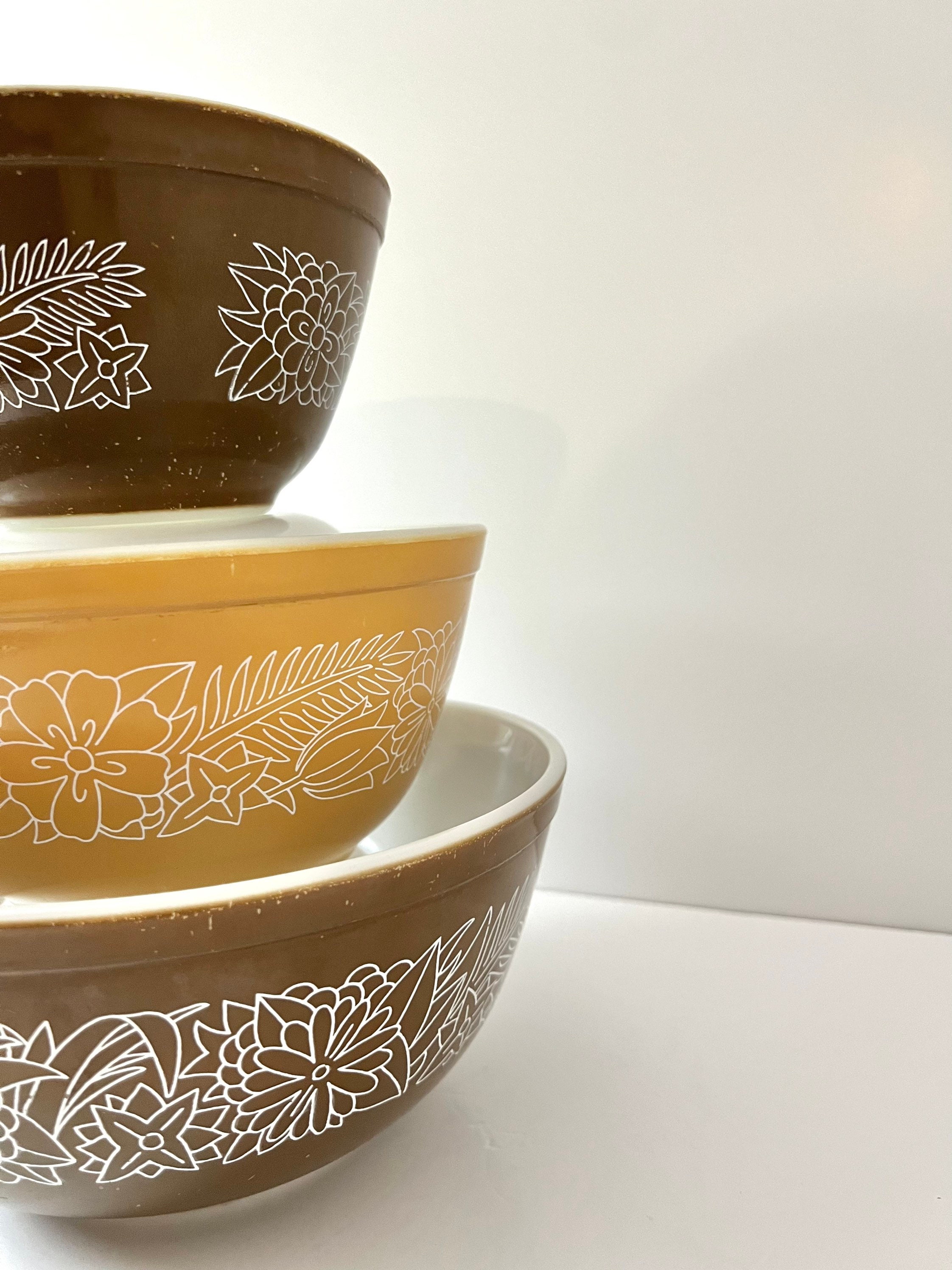 Vintage Pyrex Woodland Full Set of 3 Mixing Bowls Vintage - Etsy