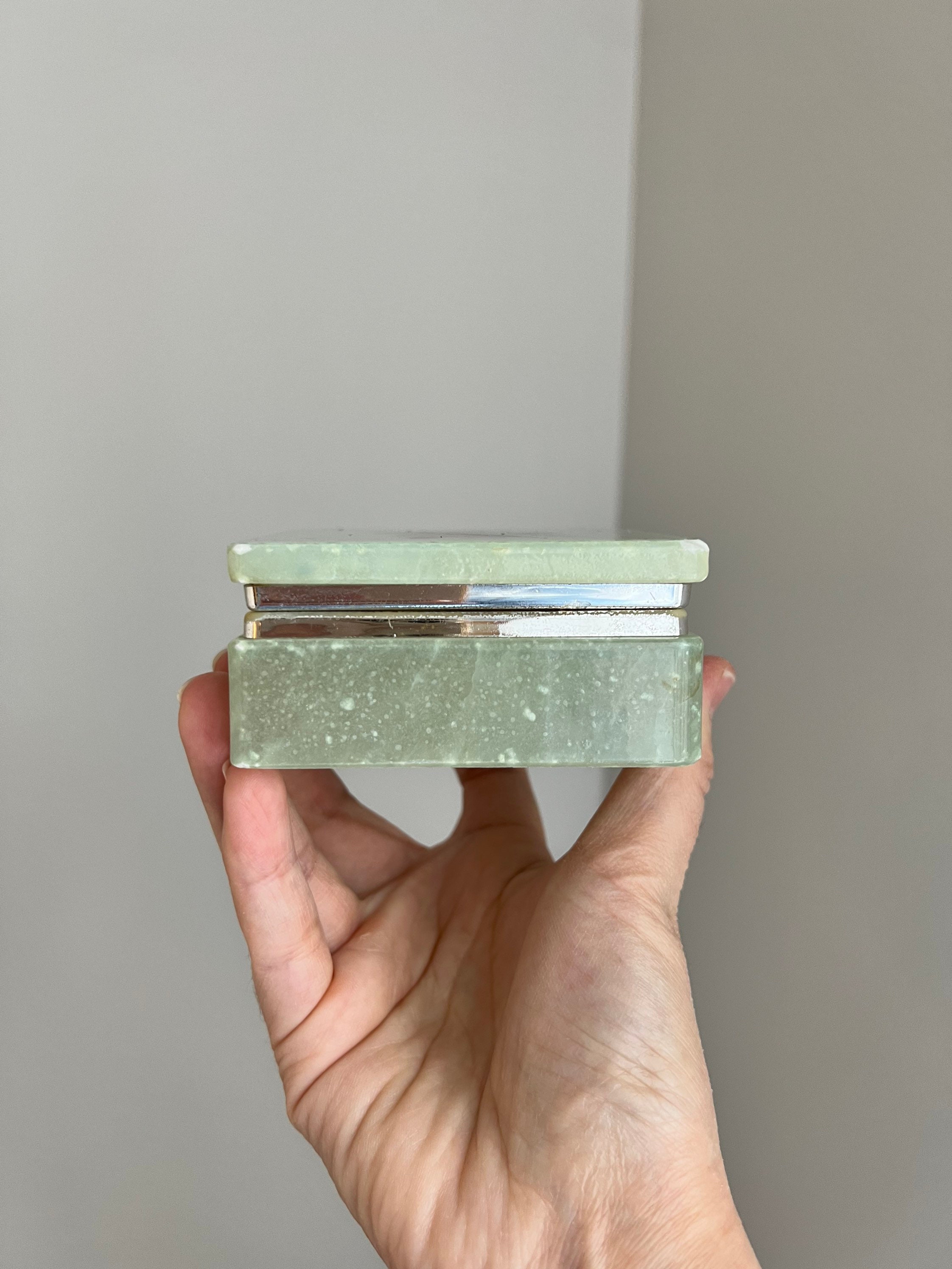 Vintage Italian Mint Alabaster Powder Box Floral Pattern Alabaster Box ...