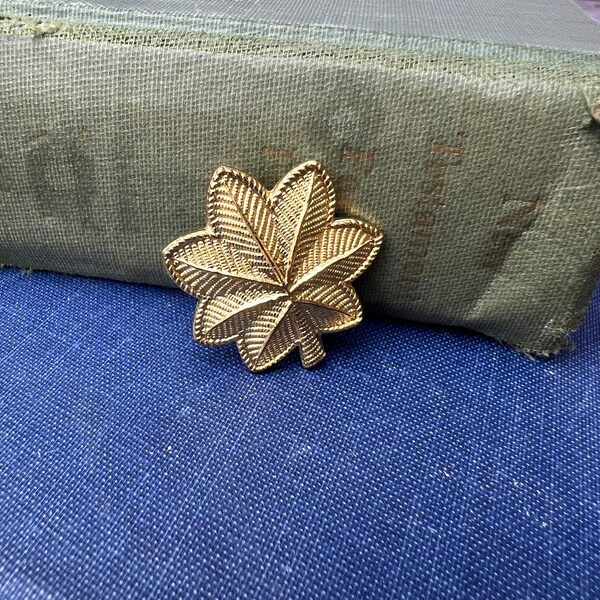 Army Oak Leaf Pin - Etsy