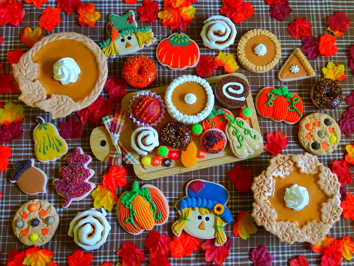 Fake Mini Pumpkin Pie | Fake Pumpkin Pie | Fall Center Piece | Fall ...