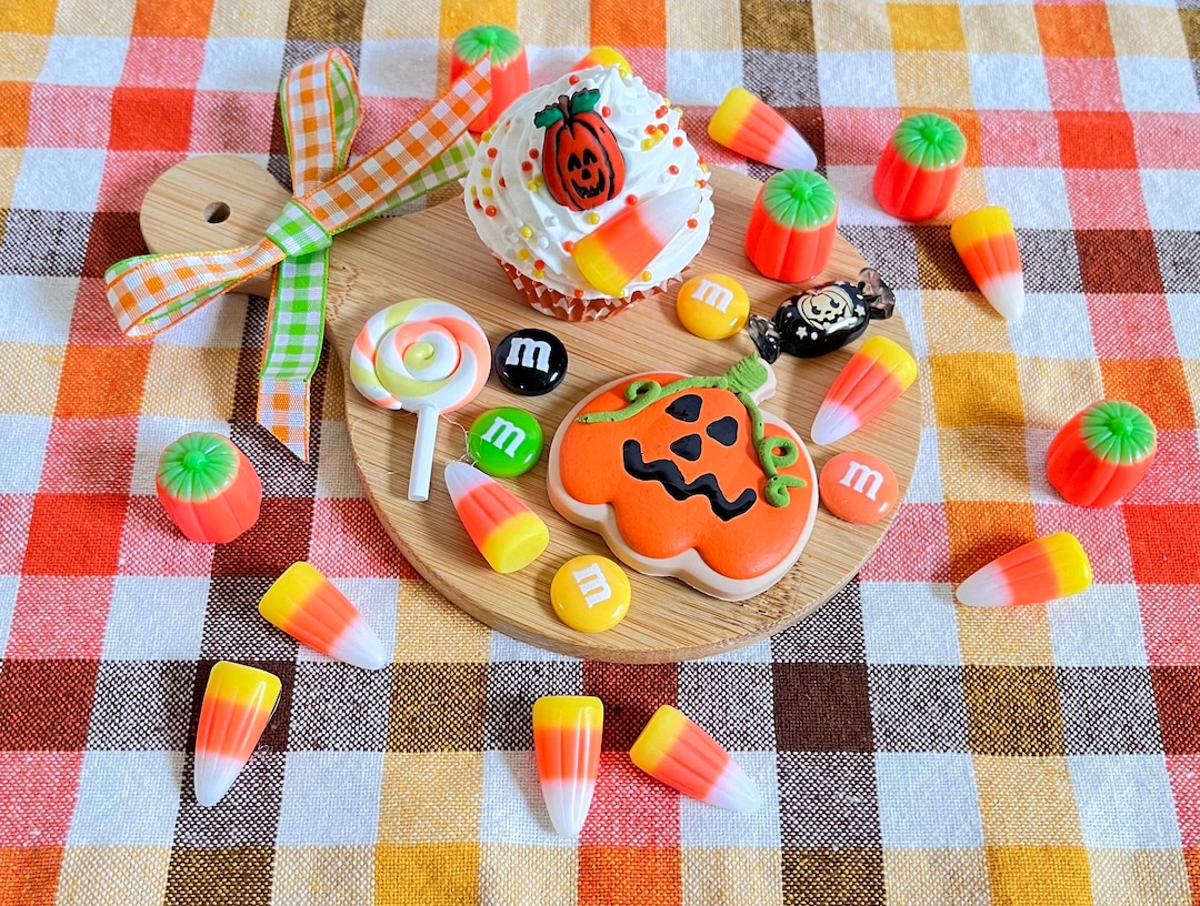 Fake Jack-o-lantern Themed Dessert Board - Etsy