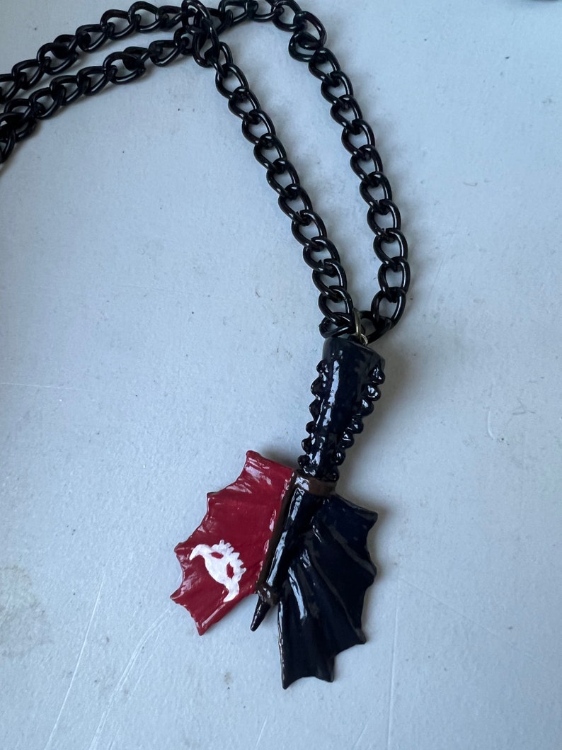 Custom Toothless Night Fury Dragon Tail Black Chain Pendant - Etsy