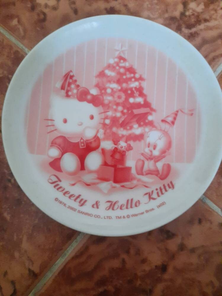Tweety Bird And Hello Kitty