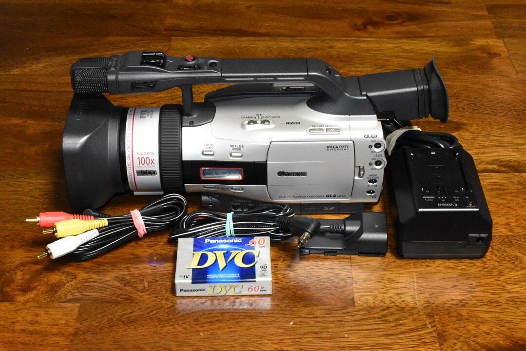 Canon DM-GL2 Professional Minidv 3CCD Digital Camcorder With Battery ...