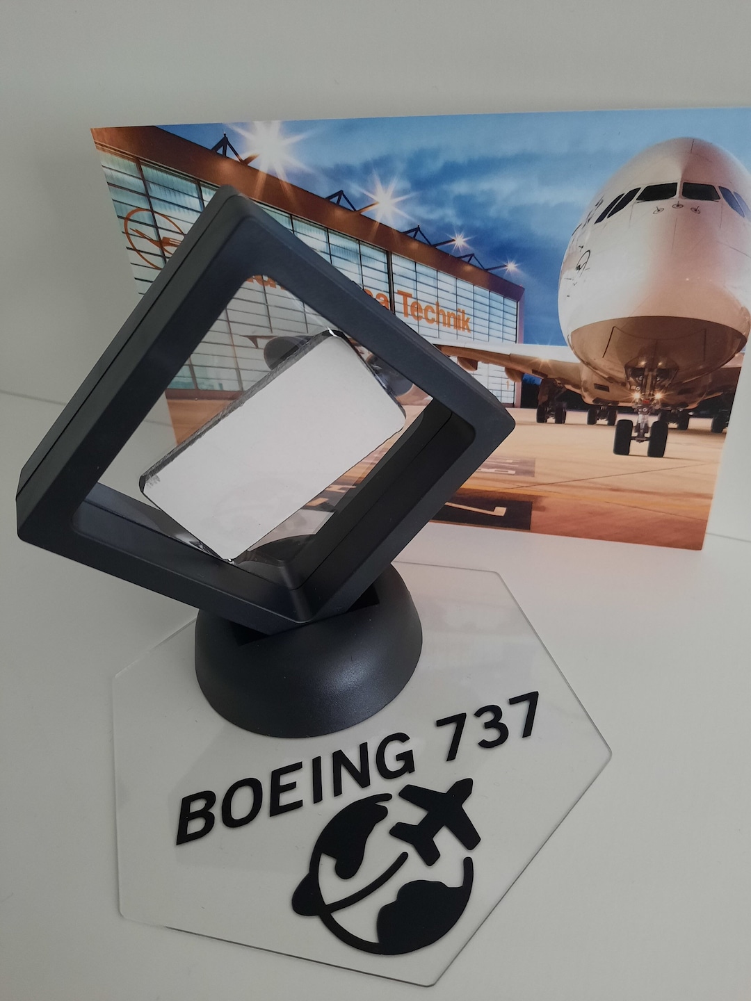 BOEING 737 Original Fuselage Piece Outer Skin in Floating Frame ...