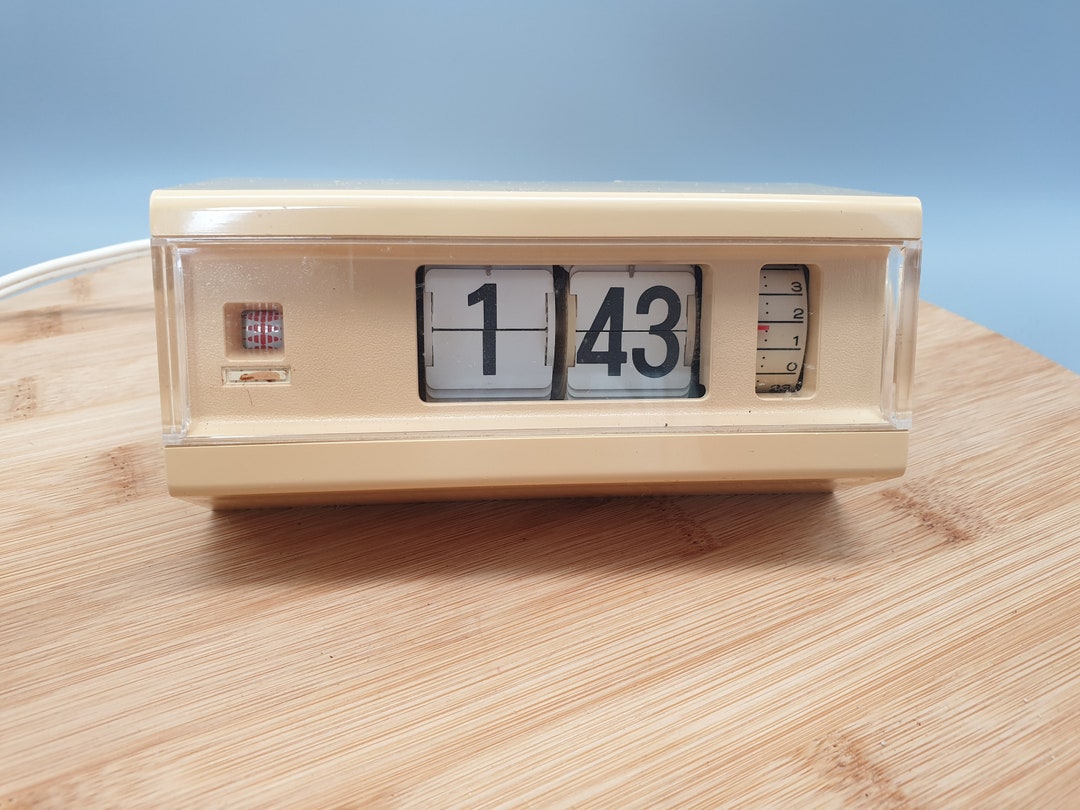 Copal Flip Alarm Clock Model 24 HR. Space Age 60s / 70s. - Etsy