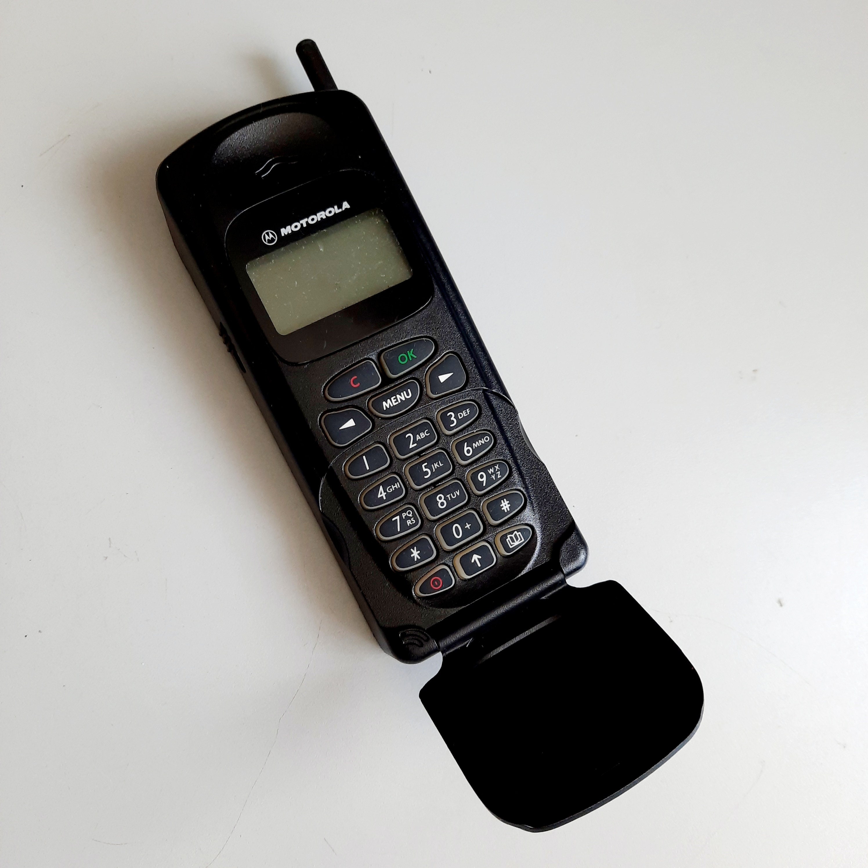 8 Vintage Mobile Phones Ericsson, Motorola, Alcatel. Rare Vintage ...