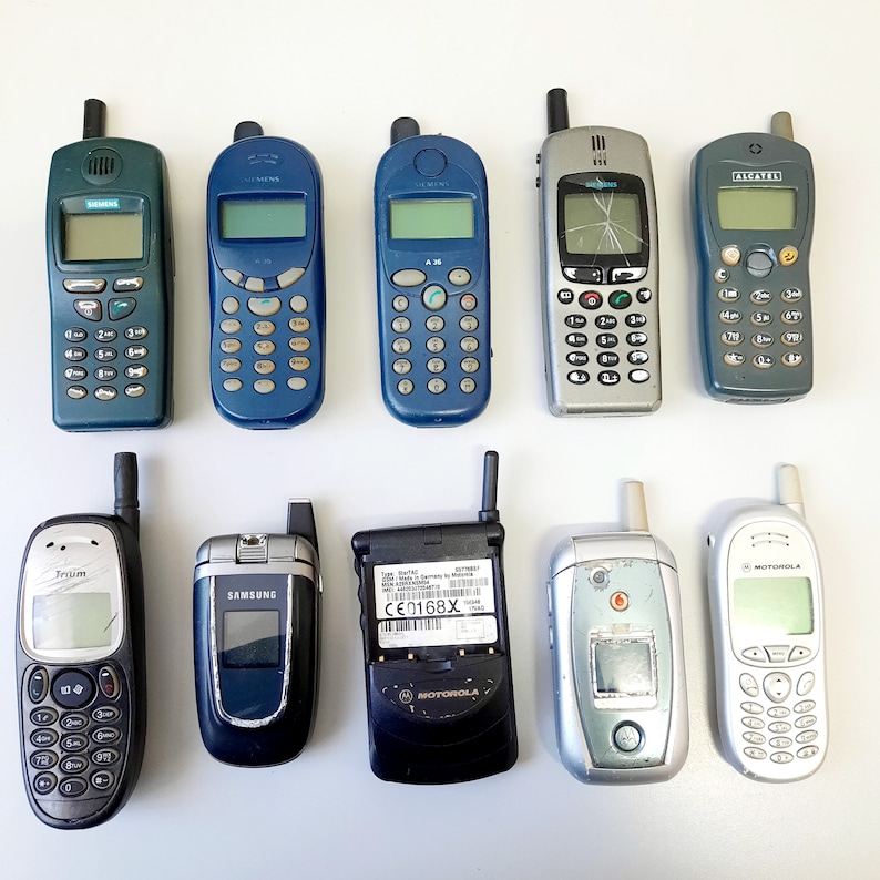 10 Vintage Mobile Phones Ericsson, Motorola, Alcatel, Trium, Samsung ...