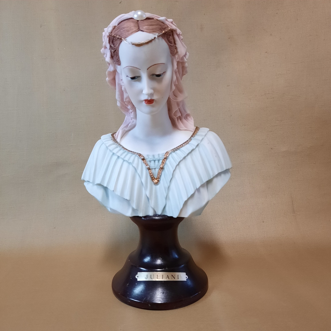 Renaissance Madonna. Bas-relief. Bust of a Young - Etsy