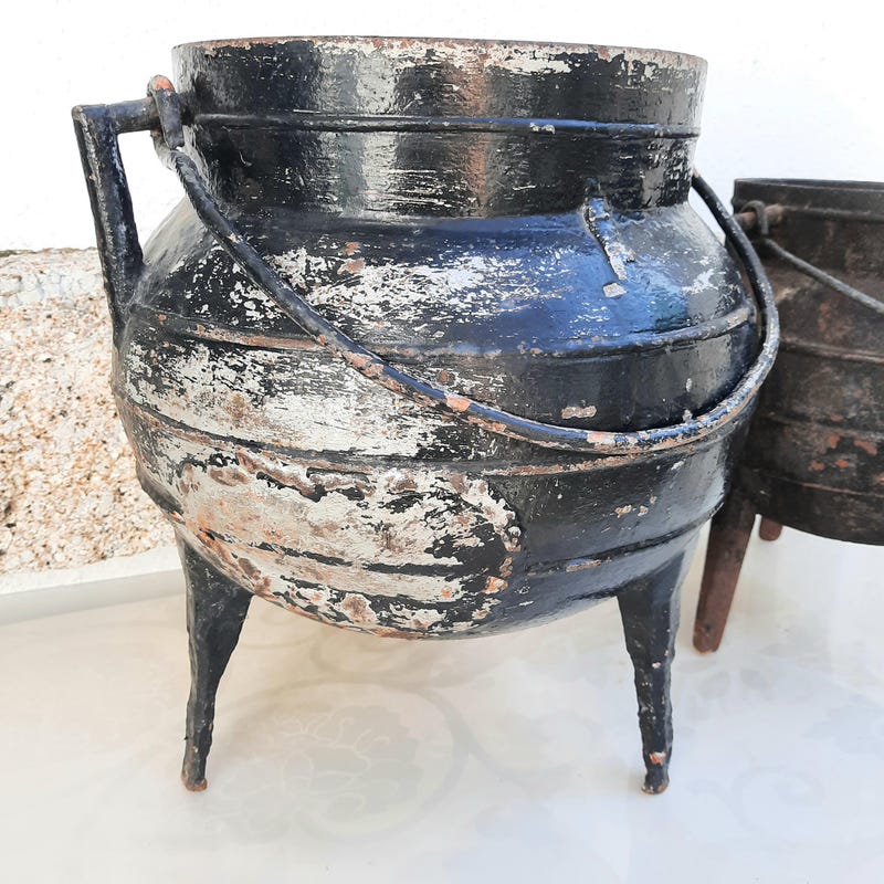 Large Cast Iron Cauldron - Etsy