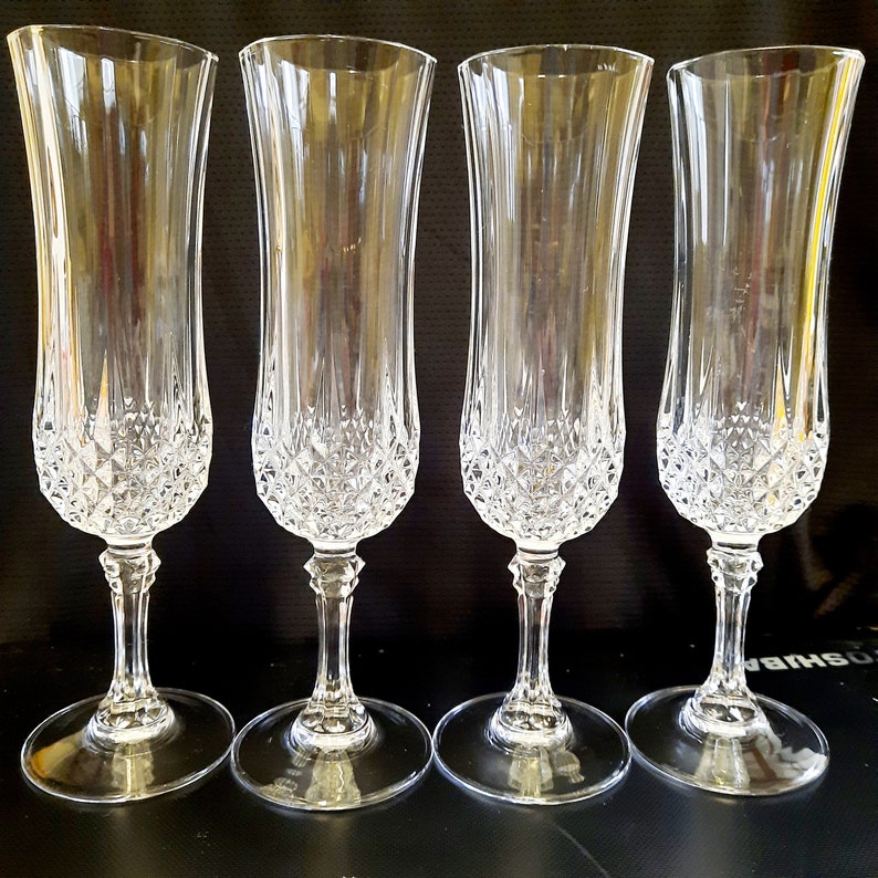 VINTAGE CRYSTAL GLASSES. Cristal D'arques Durand Longchamp Glassware ...