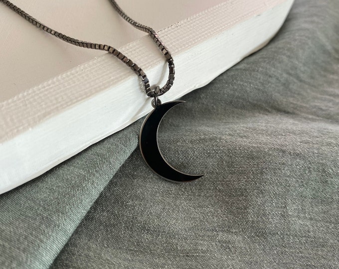 Men's Hammered Silver Crescent Moon Pendant, or Necklace in Sterling ...