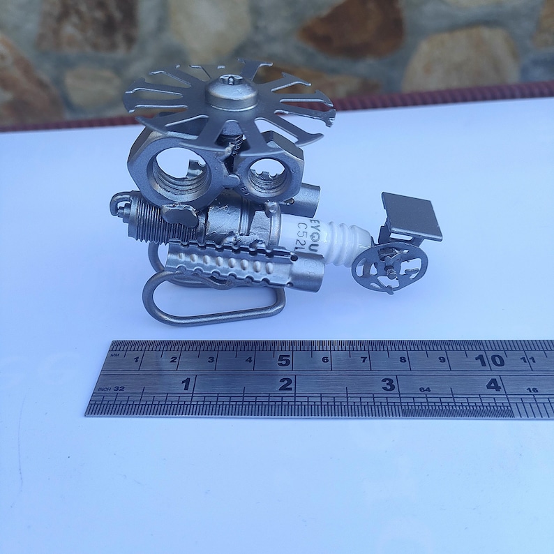 Helikopter Scrap Metal Art- Nut and Bolt Military Helicopter Pilot Gift ...