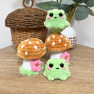 Tilda Toadstool Crochet Pattern: Low Sew Popping Frog (PDF Download) - Etsy