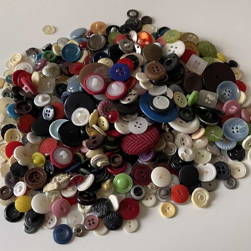 Old Buttons - Etsy