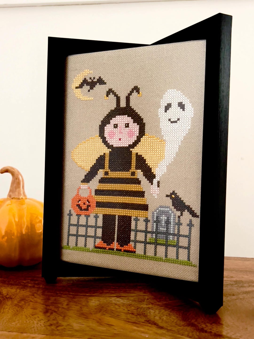 Bee and Boo Pattern by December Stitches - Etsy