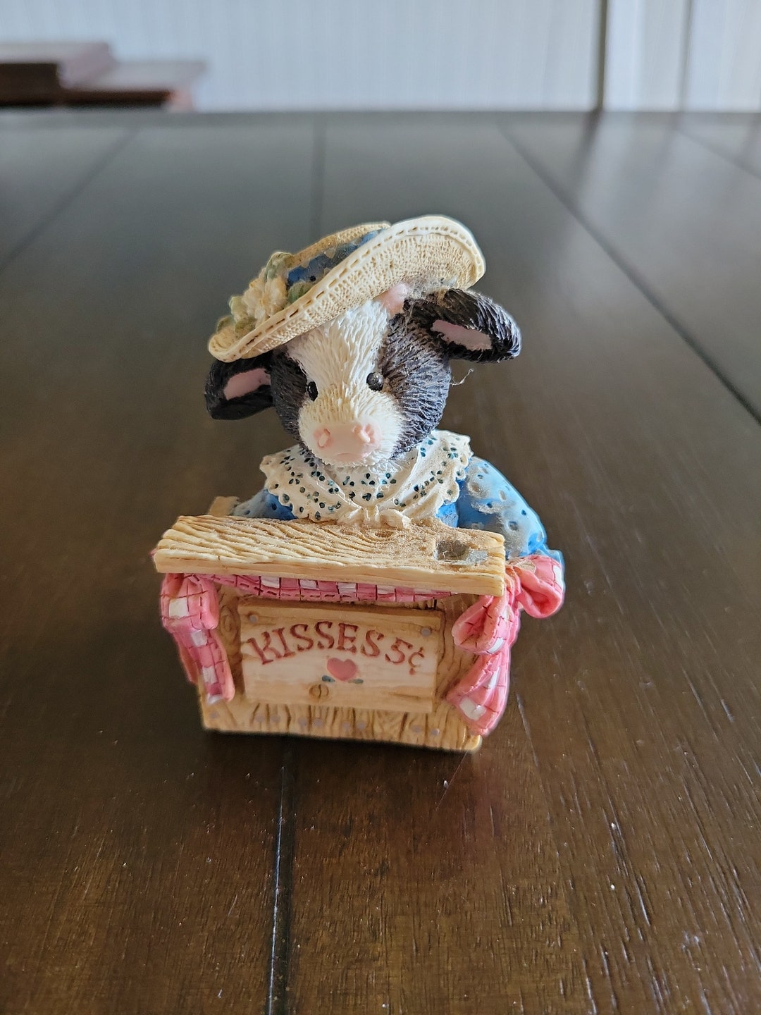 Vintage Mary Moo Moos Cow Figurine Kissing Booth - Etsy